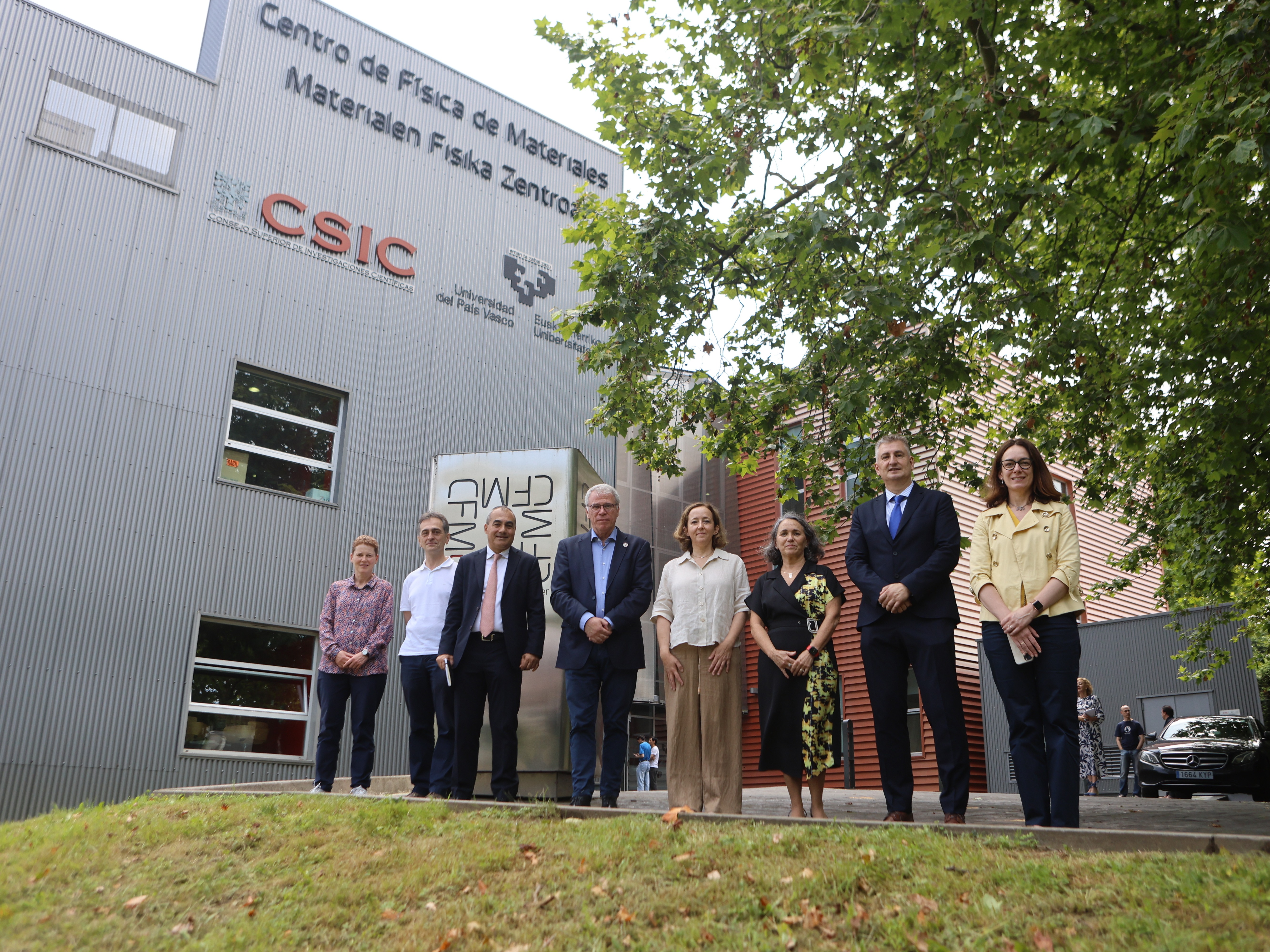 The president of CSIC visits CSIC’s joint centers in the Basque Country ...