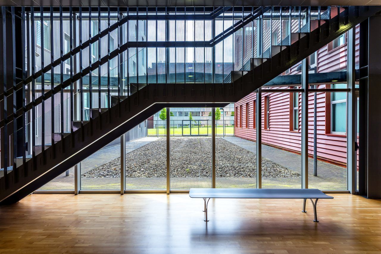 TRANSPARENCY – CFM – Materials Physics Center