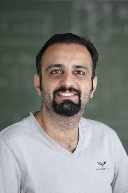 PhD Thesis Defense- Masoud Mansouri – CFM – Materials Physics Center